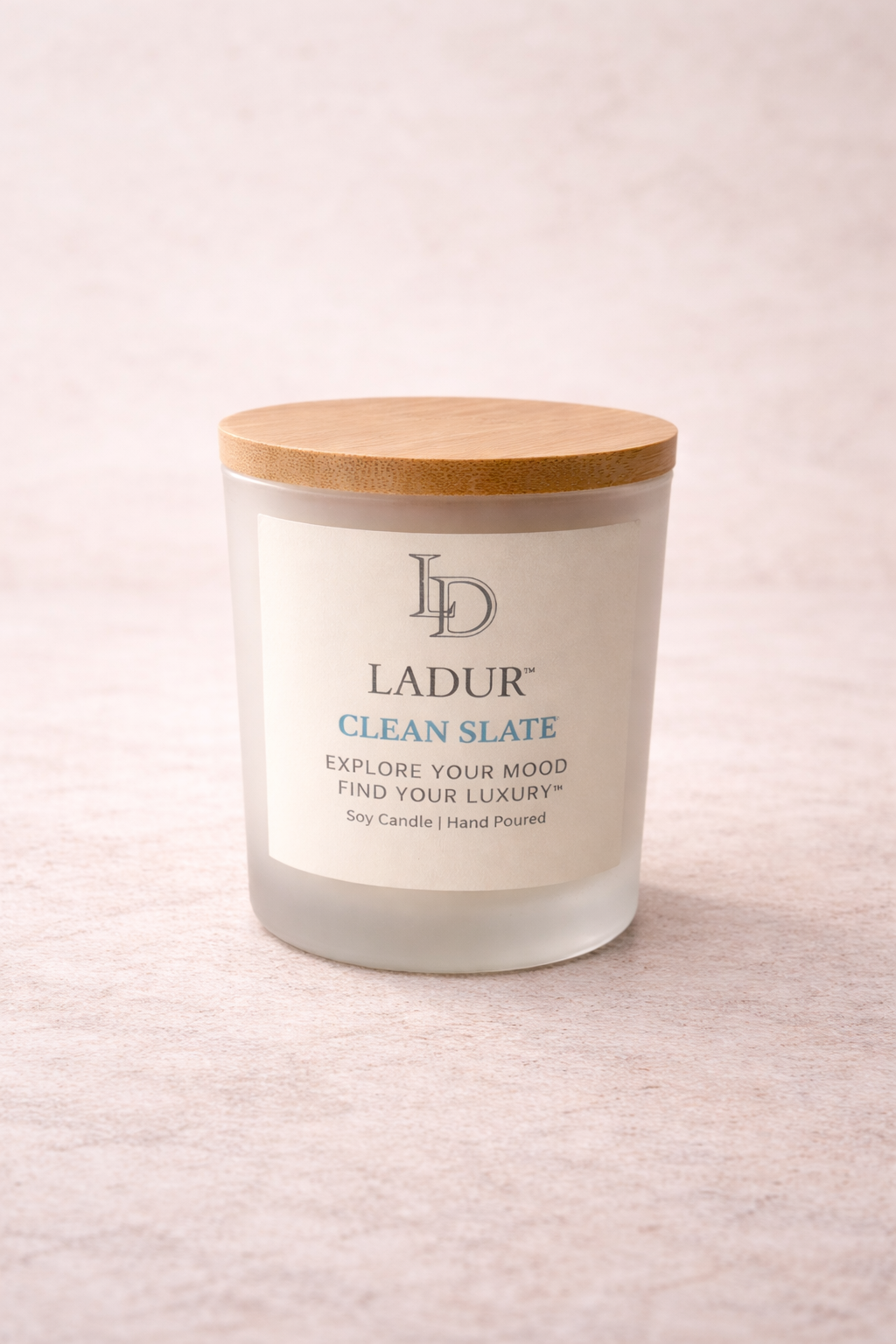 Clean Slate – Soy Candle, Net 08 oz | wooden Wick | Fresh & Airy – LaDur™